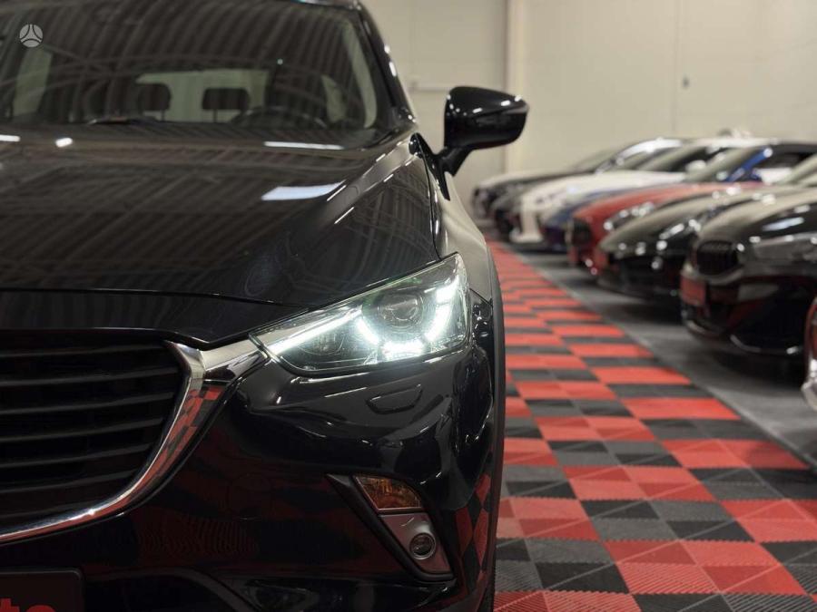 Black Mazda CX-3 2017 in Vilnius, with an engine capacity of 2.00 L and mileage of 100 thousand km for 12999 €, photo 8 on AUTOMOTO.COM.LV