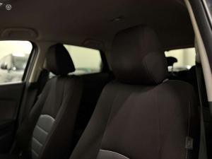 Black Mazda CX-3 2017 in Vilnius, with an engine capacity of 2.00 L and mileage of 100 thousand km for 12999 €, photo 14 on AUTOMOTO.COM.LV