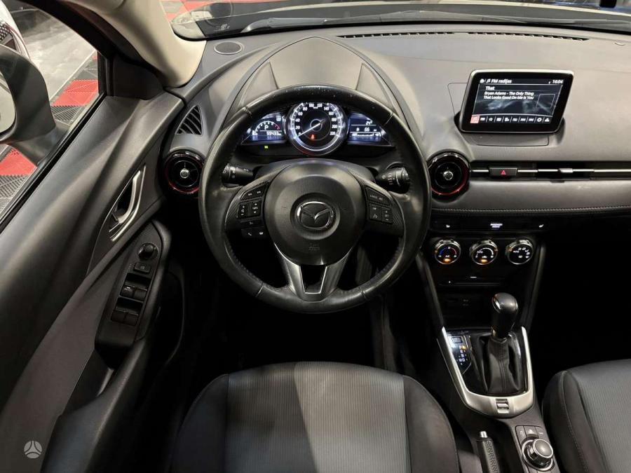 Black Mazda CX-3 2017 in Vilnius, with an engine capacity of 2.00 L and mileage of 100 thousand km for 12999 €, photo 18 on AUTOMOTO.COM.LV