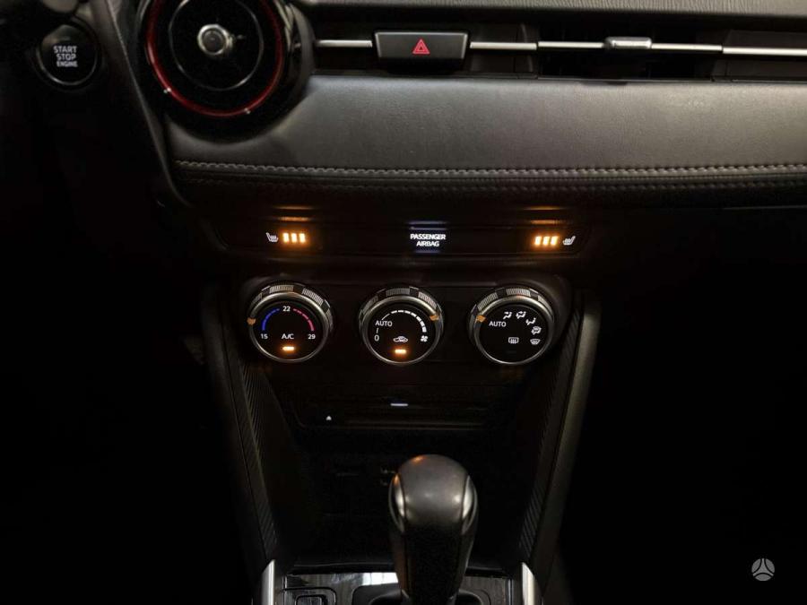 Black Mazda CX-3 2017 in Vilnius, with an engine capacity of 2.00 L and mileage of 100 thousand km for 12999 €, photo 22 on AUTOMOTO.COM.LV