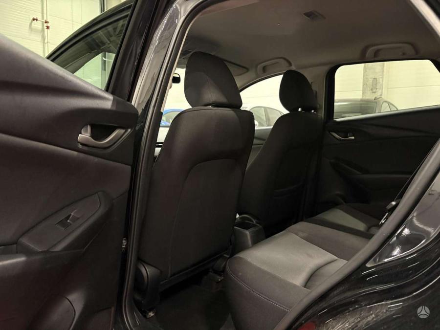 Black Mazda CX-3 2017 in Vilnius, with an engine capacity of 2.00 L and mileage of 100 thousand km for 12999 €, photo 25 on AUTOMOTO.COM.LV