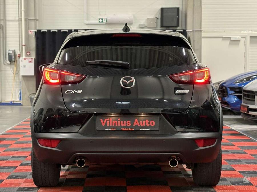 Melns Mazda CX-3 2017 Viļņa, ar dzinēja tilpumu 2.00 L un nobraukumu 100 tūkst. km par 12499 €, foto 6 vietnē AUTOMOTO.COM.LV