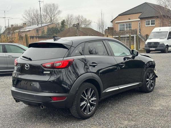 Black Mazda CX-3 2018 in Utena, with an engine capacity of 2.00 L and mileage of 159 thousand km for 9700 €, photo 4 on AUTOMOTO.COM.LV
