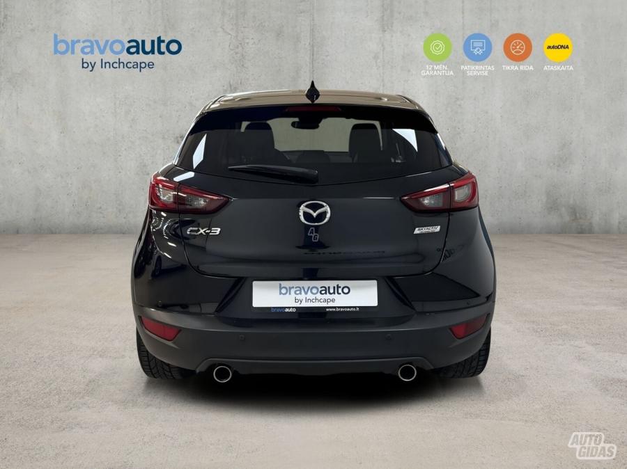 Black Mazda CX-3 2018 in Vilnius, with an engine capacity of 2.00 L and mileage of 74 thousand km for 17000 €, photo 5 on AUTOMOTO.COM.LV