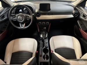 Black Mazda CX-3 2018 in Vilnius, with an engine capacity of 2.00 L and mileage of 74 thousand km for 17000 €, photo 13 on AUTOMOTO.COM.LV