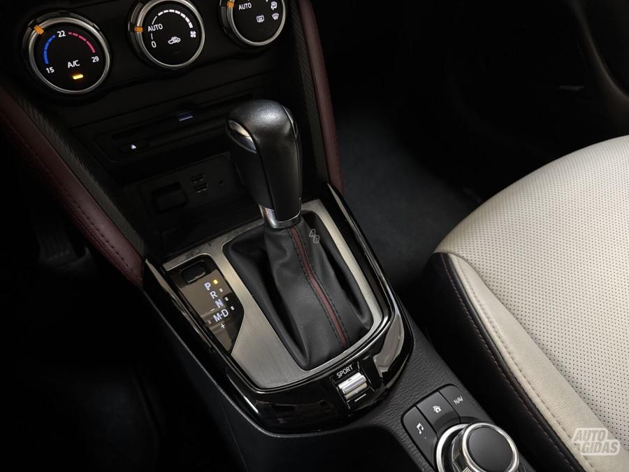 Black Mazda CX-3 2018 in Vilnius, with an engine capacity of 2.00 L and mileage of 74 thousand km for 17000 €, photo 15 on AUTOMOTO.COM.LV
