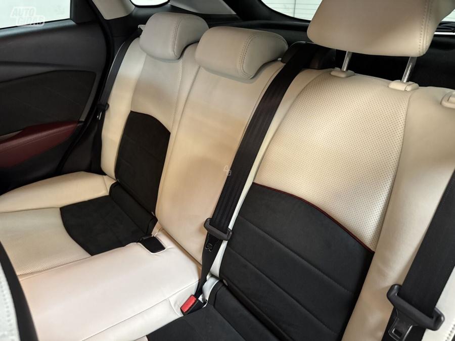 Black Mazda CX-3 2018 in Vilnius, with an engine capacity of 2.00 L and mileage of 74 thousand km for 17000 €, photo 16 on AUTOMOTO.COM.LV