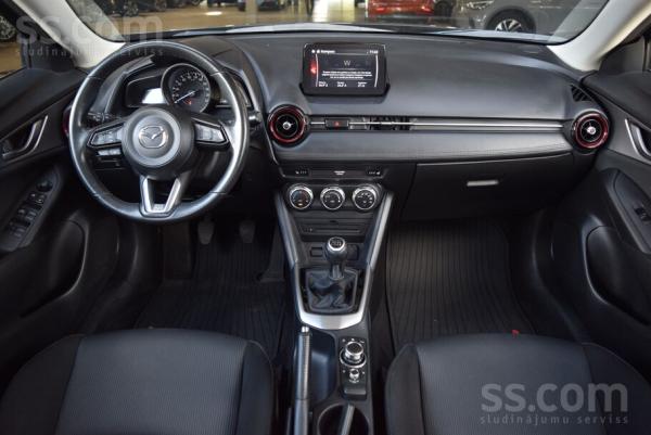 Black Mazda CX-3 2018 in Riga, with an engine capacity of 2.00 L and mileage of 90 thousand km for 12500 €, photo 4 on AUTOMOTO.COM.LV