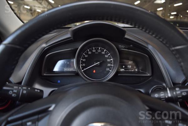 Black Mazda CX-3 2018 in Riga, with an engine capacity of 2.00 L and mileage of 90 thousand km for 12500 €, photo 7 on AUTOMOTO.COM.LV