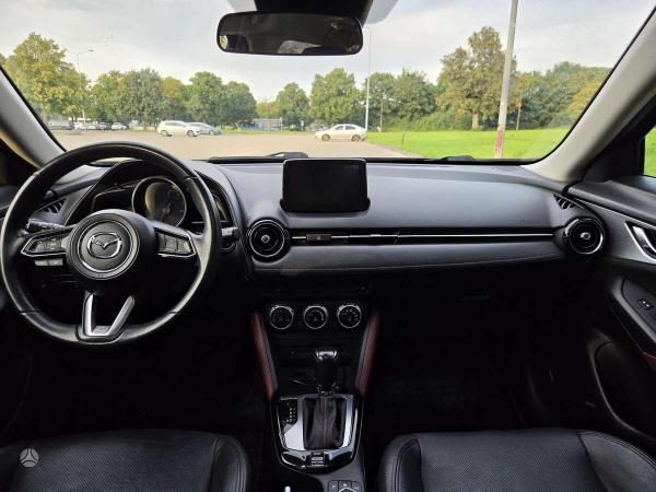 Black Mazda CX-3 2018 in Klaipeda, with an engine capacity of 2.00 L and mileage of 129 thousand km for 12500 €, photo 9 on AUTOMOTO.COM.LV