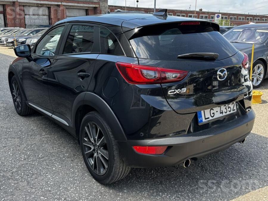 Melns Mazda CX-3 2016 Daugavpils, ar dzinēja tilpumu 2.00 L un nobraukumu 0 tūkst. km par 9500 €, foto 5 vietnē AUTOMOTO.COM.LV