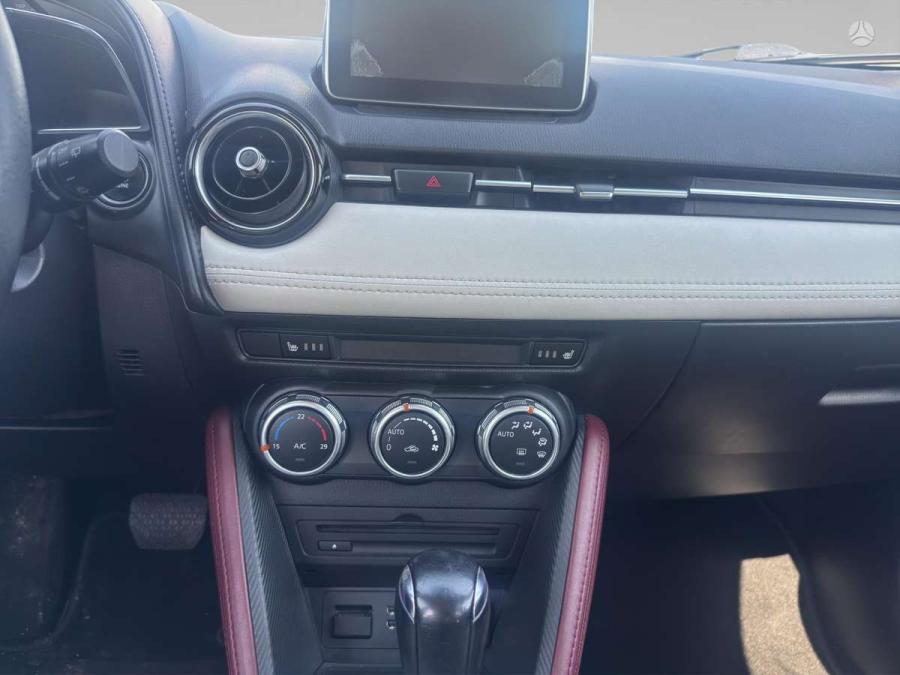 Blue Mazda CX-3 2016 in Kaunas, with an engine capacity of 1.50 L and mileage of 225 thousand km for 11390 €, photo 15 on AUTOMOTO.COM.LV