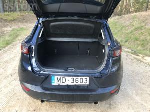 Blue Mazda CX-3 2019 in Riga, with an engine capacity of 2.00 L and mileage of 82 thousand km for 16490 €, photo 8 on AUTOMOTO.COM.LV