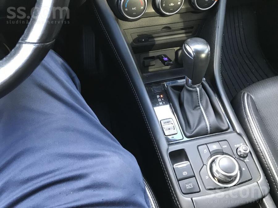Blue Mazda CX-3 2019 in Riga, with an engine capacity of 2.00 L and mileage of 82 thousand km for 16490 €, photo 17 on AUTOMOTO.COM.LV