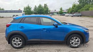 Zils Mazda CX-3 2016 Tartu, ar dzinēja tilpumu 2.00 L un nobraukumu 87 tūkst. km par 11900 €, foto 4 vietnē AUTOMOTO.COM.LV