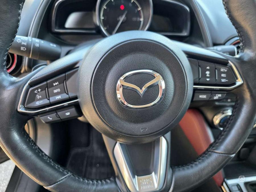 Brown Mazda CX-3 2017 in Marijampole, with an engine capacity of 2.00 L and mileage of 169 thousand km for 14250 €, photo 14 on AUTOMOTO.COM.LV