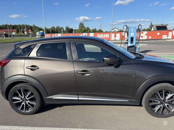 Brown Mazda CX-3 2018 in Kaunas, with an engine capacity of 2.00 L and mileage of 72 thousand km for 16800 €, photo 6 on AUTOMOTO.COM.LV