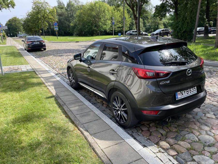 Brown Mazda CX-3 2018 in Kaunas, with an engine capacity of 2.00 L and mileage of 125 thousand km for 12800 €, photo 4 on AUTOMOTO.COM.LV