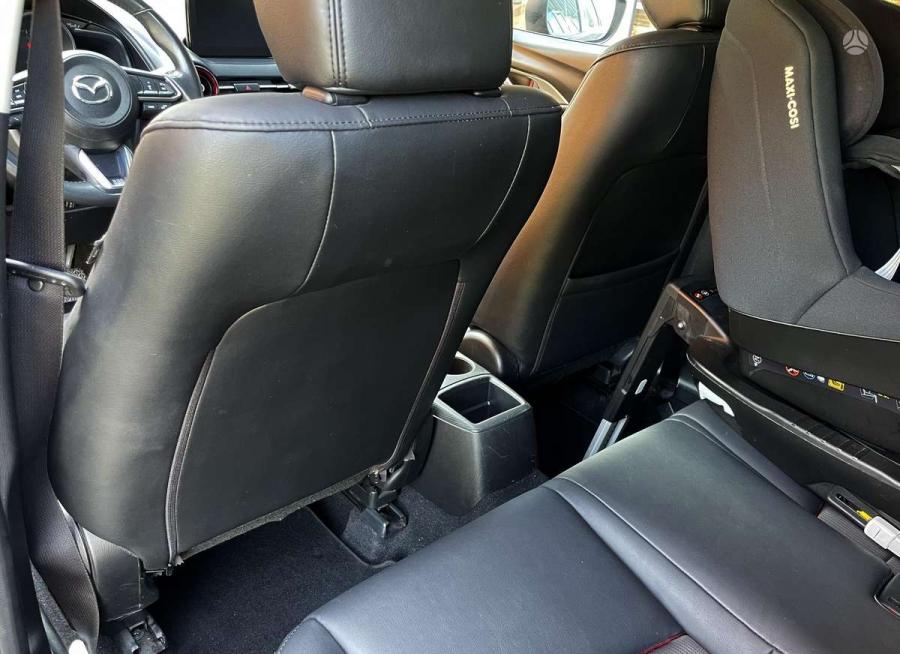 Brown Mazda CX-3 2018 in Kaunas, with an engine capacity of 2.00 L and mileage of 125 thousand km for 12800 €, photo 10 on AUTOMOTO.COM.LV