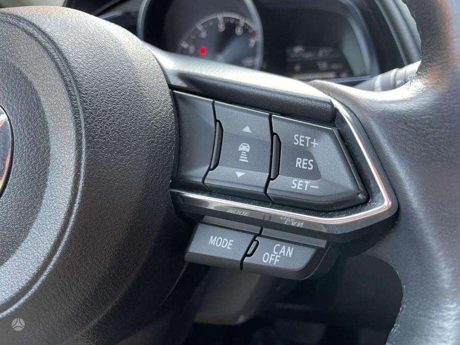 Brown Mazda CX-3 2018 in Kaunas, with an engine capacity of 2.00 L and mileage of 125 thousand km for 12800 €, photo 19 on AUTOMOTO.COM.LV