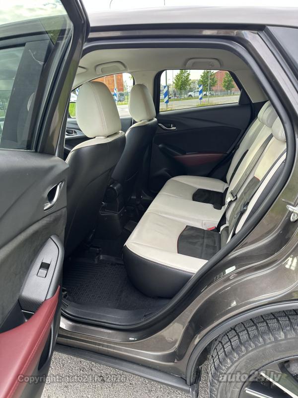 Brūns Mazda CX-3 2018 Tallina, ar dzinēja tilpumu 2.00 L un nobraukumu 176 tūkst. km par 12500 €, foto 4 vietnē AUTOMOTO.COM.LV