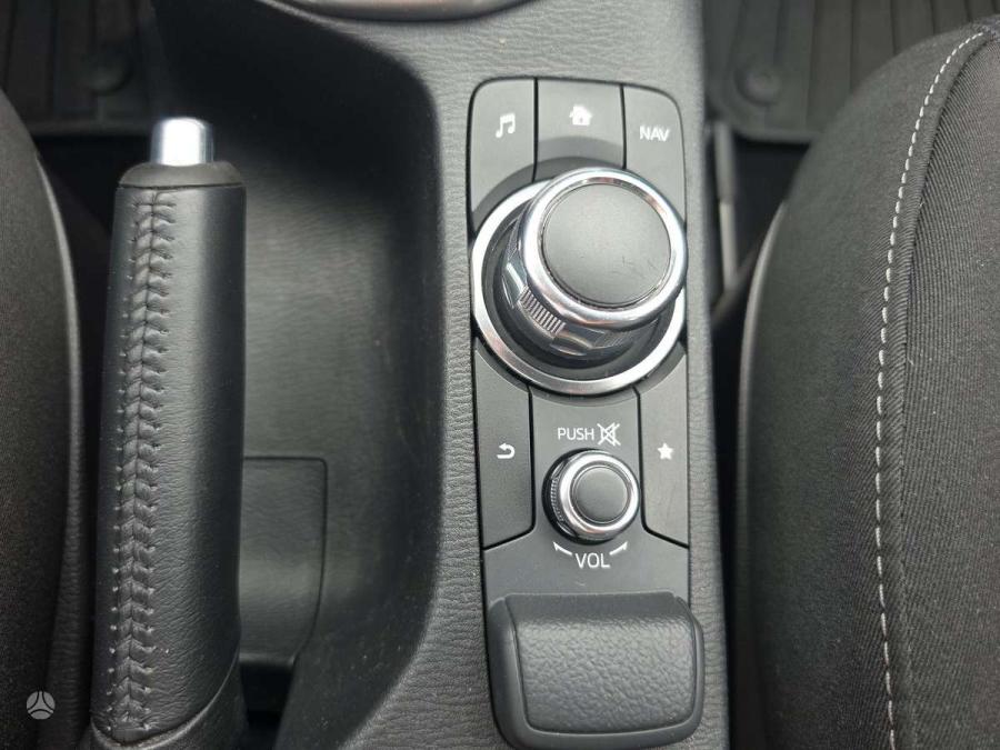 Mazda CX-3 2016 in Klaipeda, with an engine capacity of 2.00 L and mileage of 135 thousand km for 14200 €, photo 21 on AUTOMOTO.COM.LV