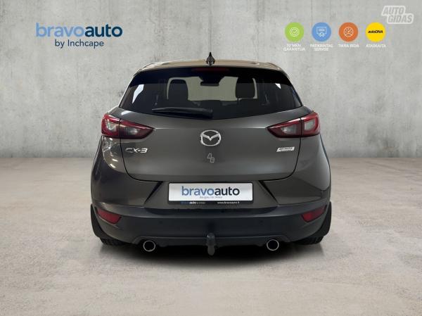 Pelēks Mazda CX-3 2016 Viļņa, ar dzinēja tilpumu 2.00 L un nobraukumu 193 tūkst. km par 9900 €, foto 4 vietnē AUTOMOTO.COM.LV