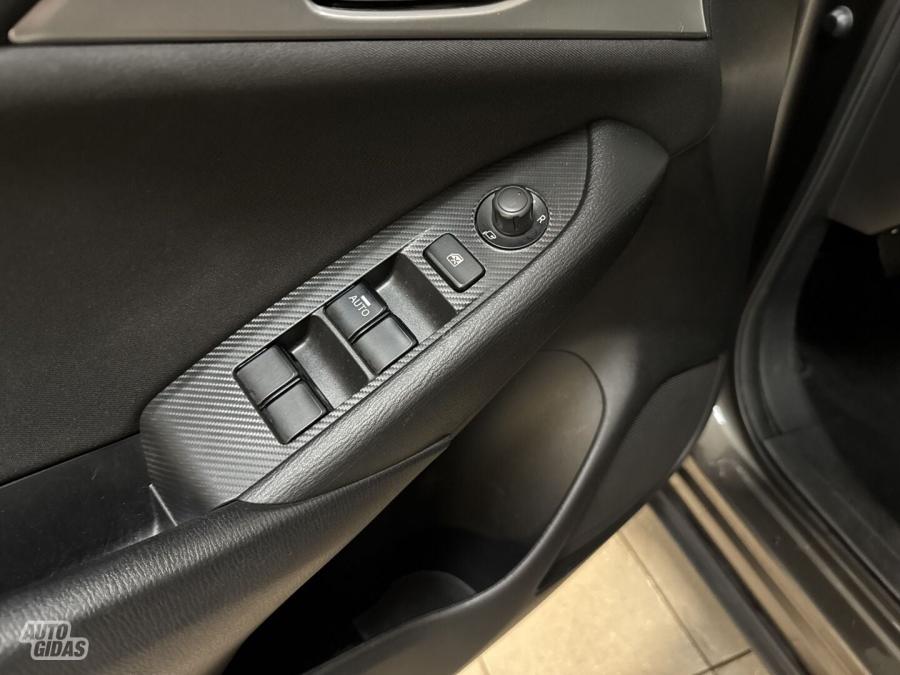 Grey Mazda CX-3 2016 in Vilnius, with an engine capacity of 2.00 L and mileage of 193 thousand km for 9900 €, photo 10 on AUTOMOTO.COM.LV