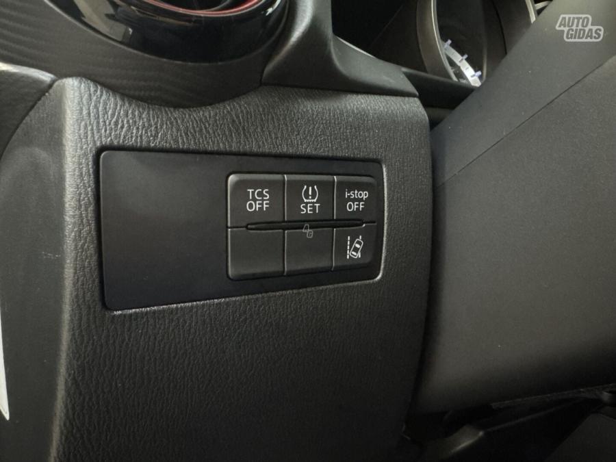 Grey Mazda CX-3 2016 in Vilnius, with an engine capacity of 2.00 L and mileage of 193 thousand km for 9900 €, photo 17 on AUTOMOTO.COM.LV