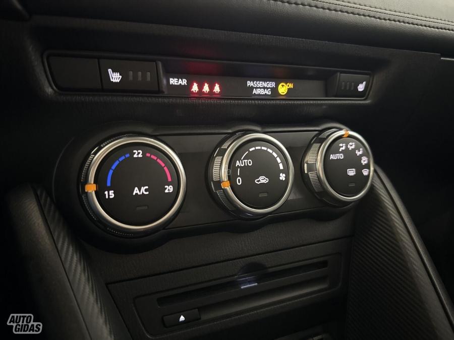 Grey Mazda CX-3 2016 in Vilnius, with an engine capacity of 2.00 L and mileage of 193 thousand km for 9900 €, photo 18 on AUTOMOTO.COM.LV