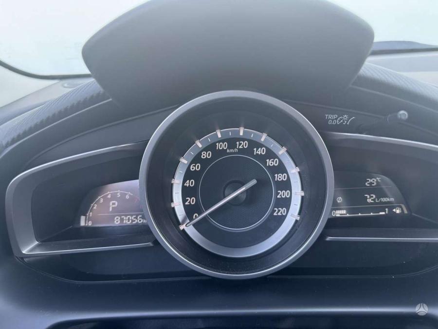 Grey Mazda CX-3 2016 in Kaunas, with an engine capacity of 2.00 L and mileage of 87 thousand km for 12700 €, photo 7 on AUTOMOTO.COM.LV