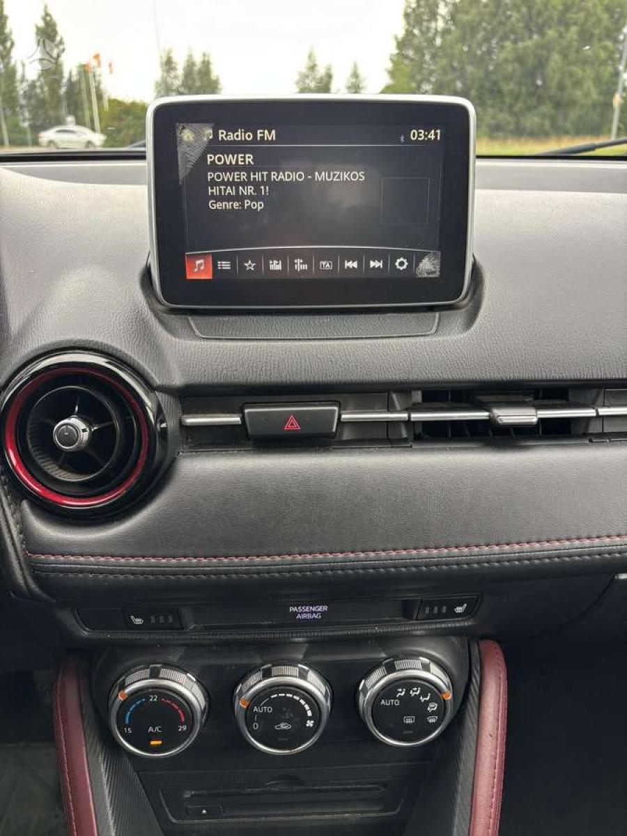 Grey Mazda CX-3 2016 in Taurage, with an engine capacity of 1.50 L and mileage of 228 thousand km for 6900 €, photo 19 on AUTOMOTO.COM.LV