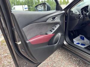 Grey Mazda CX-3 2017 in Gargzdai, with an engine capacity of 1.50 L and mileage of 167 thousand km for 9999 €, photo 14 on AUTOMOTO.COM.LV