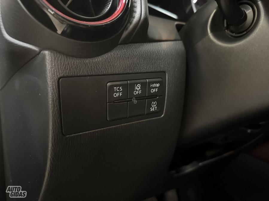 Pelēks Mazda CX-3 2018 Viļņa, ar dzinēja tilpumu 2.00 L un nobraukumu 196 tūkst. km par 10700 €, foto 17 vietnē AUTOMOTO.COM.LV