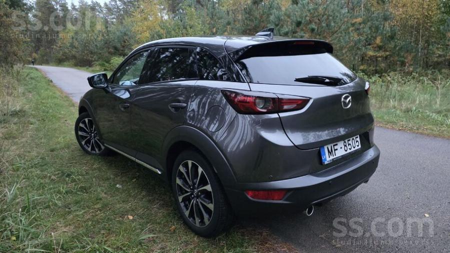 Pelēks Mazda CX-3 2018 Rīga, ar dzinēja tilpumu 2.00 L un nobraukumu 89 tūkst. km par 17100 €, foto 5 vietnē AUTOMOTO.COM.LV