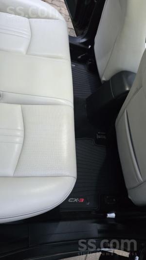 Pelēks Mazda CX-3 2018 Rīga, ar dzinēja tilpumu 2.00 L un nobraukumu 89 tūkst. km par 17100 €, foto 24 vietnē AUTOMOTO.COM.LV