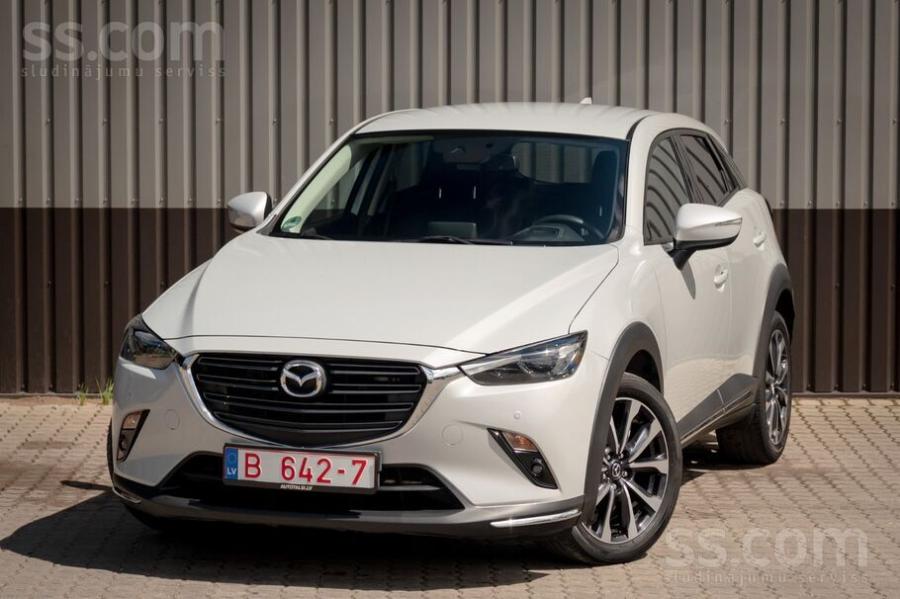 Grey Mazda CX-3 2019 in Talsi, with an engine capacity of 1.80 L and mileage of 171 thousand km for 12950 €, photo 4 on AUTOMOTO.COM.LV