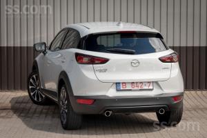Grey Mazda CX-3 2019 in Talsi, with an engine capacity of 1.80 L and mileage of 171 thousand km for 12950 €, photo 5 on AUTOMOTO.COM.LV