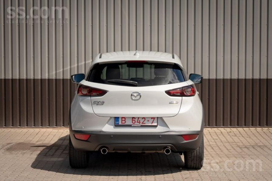 Grey Mazda CX-3 2019 in Talsi, with an engine capacity of 1.80 L and mileage of 171 thousand km for 12950 €, photo 6 on AUTOMOTO.COM.LV