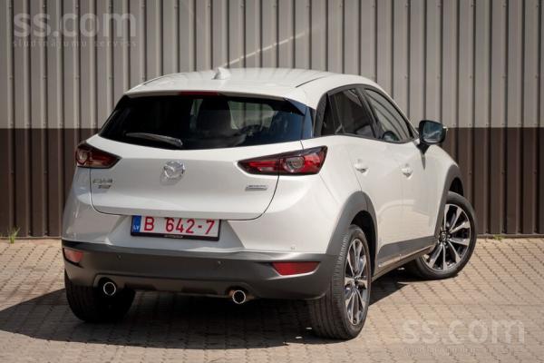 Grey Mazda CX-3 2019 in Talsi, with an engine capacity of 1.80 L and mileage of 171 thousand km for 12950 €, photo 7 on AUTOMOTO.COM.LV