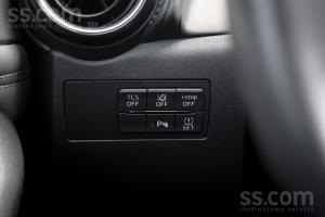 Grey Mazda CX-3 2019 in Talsi, with an engine capacity of 1.80 L and mileage of 171 thousand km for 12950 €, photo 15 on AUTOMOTO.COM.LV