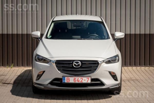 Grey Mazda CX-3 2019 in Tukums, with an engine capacity of 1.80 L and mileage of 171 thousand km for 12950 €, photo 2 on AUTOMOTO.COM.LV