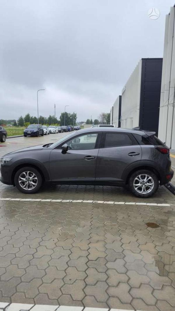 Pelēks Mazda CX-3 2019 Viļņa, ar dzinēja tilpumu 2.00 L un nobraukumu 48 tūkst. km par 15200 €, foto 3 vietnē AUTOMOTO.COM.LV