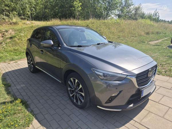 Grey Mazda CX-3 2019 in Vilnius, with an engine capacity of 2.00 L and mileage of 88 thousand km for 17000 €, photo 1 on AUTOMOTO.COM.LV