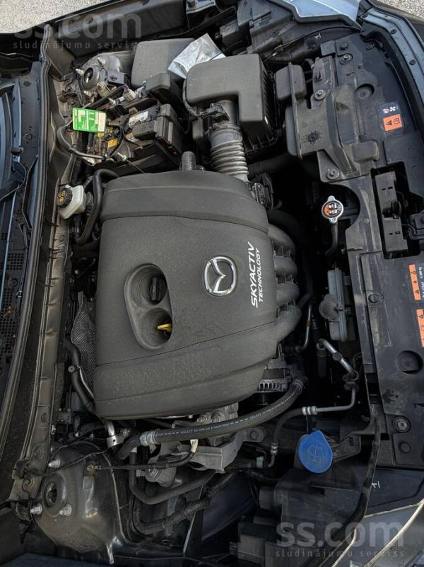 Grey Mazda CX-3 2019 in Riga, with an engine capacity of 2.00 L and mileage of 90 thousand km for 17500 €, photo 10 on AUTOMOTO.COM.LV