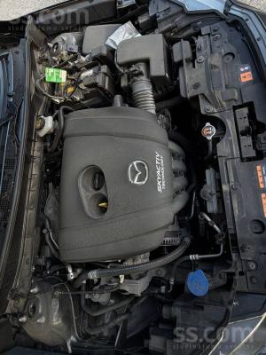 Grey Mazda CX-3 2019 in Riga, with an engine capacity of 2.00 L and mileage of 90 thousand km for 17500 €, photo 10 on AUTOMOTO.COM.LV