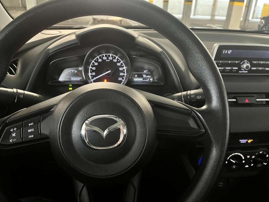 Pelēks Mazda CX-3 2020 Viļņa, ar dzinēja tilpumu 2.00 L un nobraukumu 90 tūkst. km par 10900 €, foto 9 vietnē AUTOMOTO.COM.LV