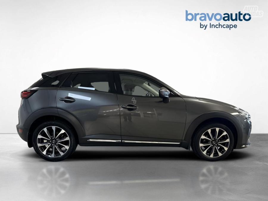 Grey Mazda CX-3 2021 in Vilnius, with an engine capacity of 2.00 L and mileage of 44 thousand km for 20800 €, photo 7 on AUTOMOTO.COM.LV