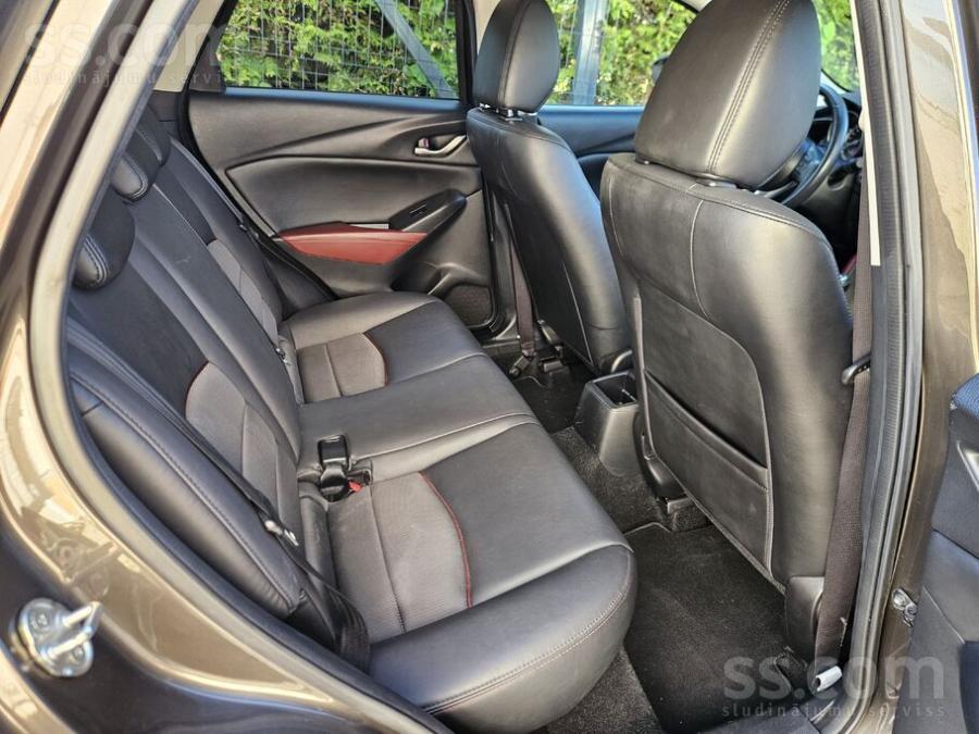 Pelēks Mazda CX-3 2016 Ogre, ar dzinēja tilpumu 1.50 L un nobraukumu 125 tūkst. km par 7250 €, foto 11 vietnē AUTOMOTO.COM.LV