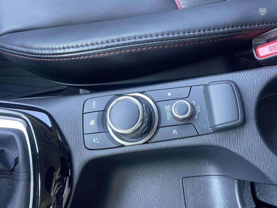 Grey Mazda CX-3 2016 in Taurage, with an engine capacity of 1.50 L and mileage of 183 thousand km for 8200 €, photo 20 on AUTOMOTO.COM.LV